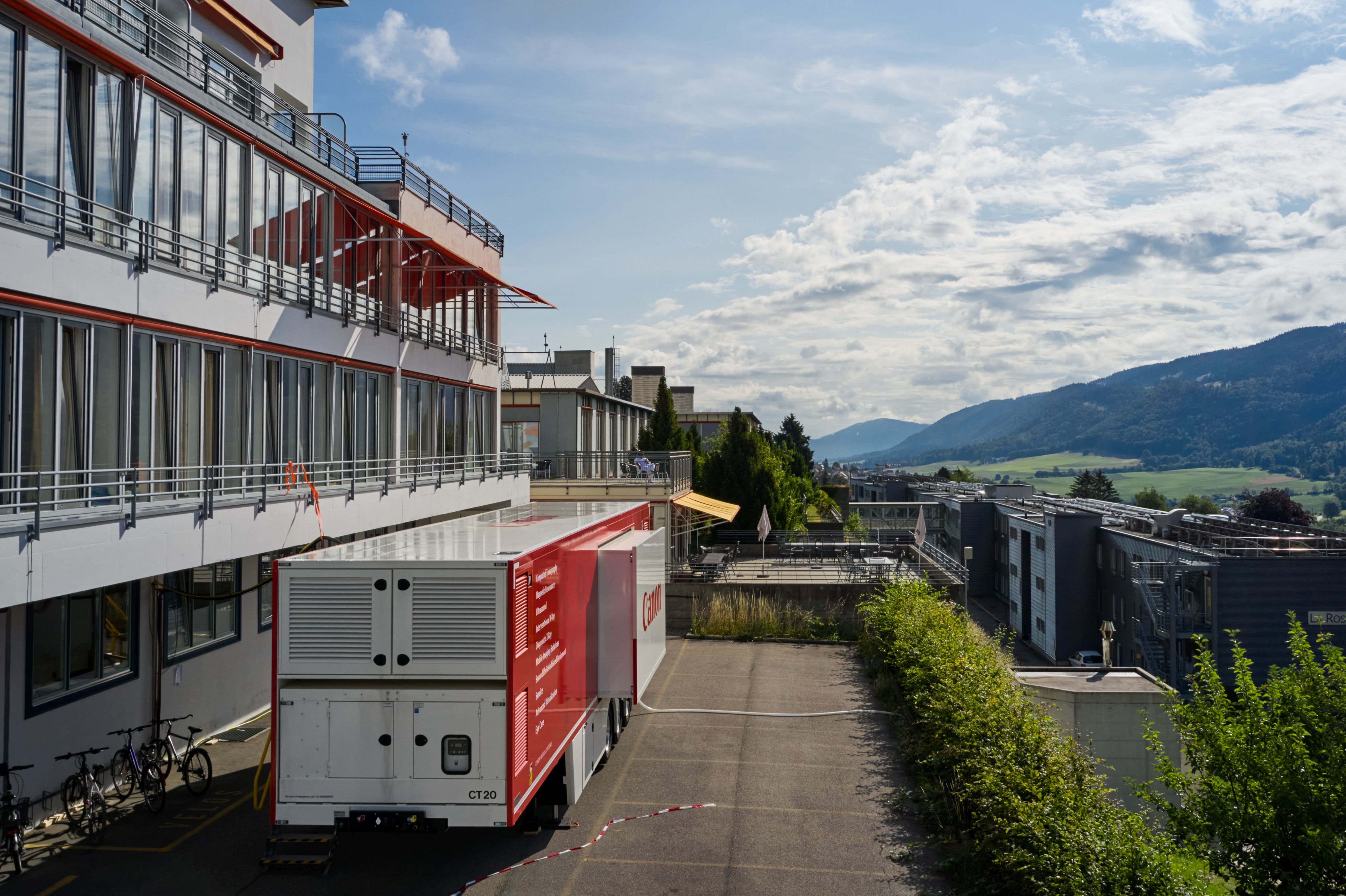 Démarrage des travaux de rénovation de l’Institut de radiologie de ...